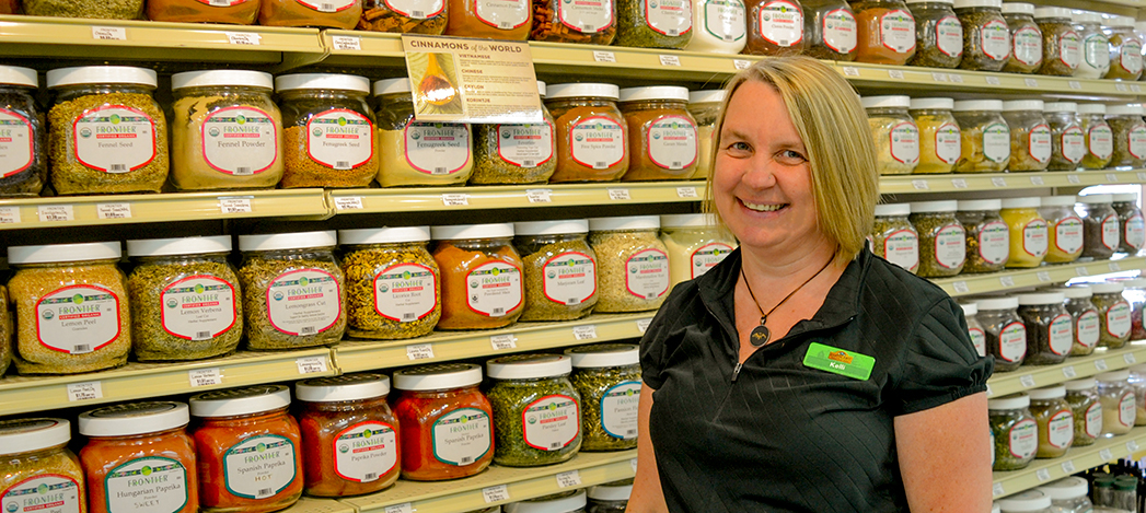 Meet The Staff: Kelli, Assistant Front-End Manager | Earthlight Natural ...